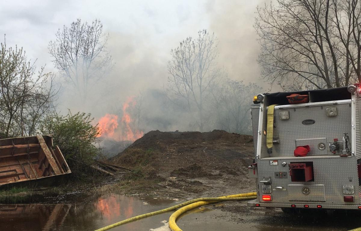 Crews battle rubber-fueled inferno - Crawford County Now