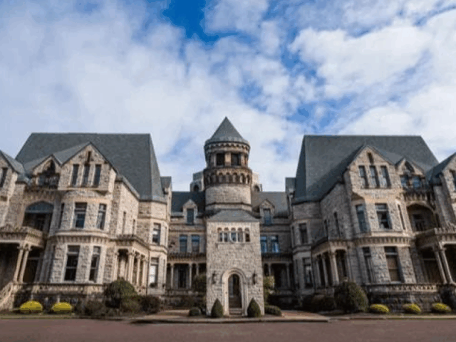 Ohio’s ‘Blood Prison’ Horror Show ends Nov. 2, launches ‘Christmas ...